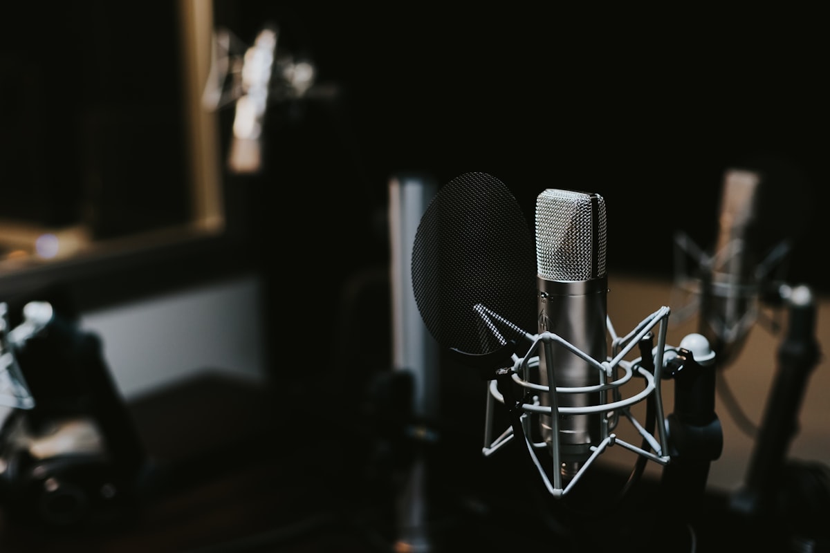 Best AI Voice Cloning and TTS Tools Tested (2026)